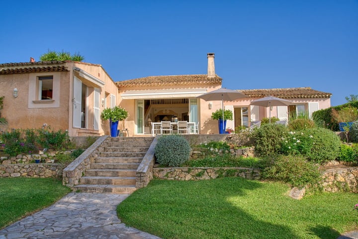 Villa On The Beach Road - Saint-Tropez