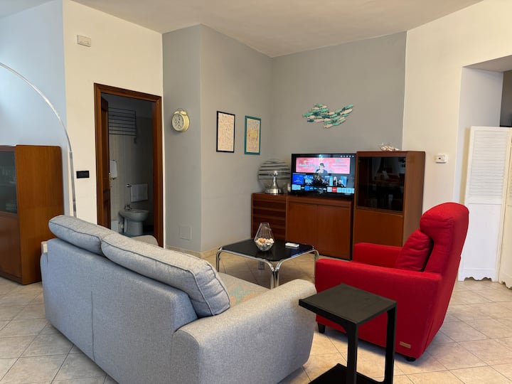 Appartamento Piano Terra, Parking Privato-a/c-wifi - Andora