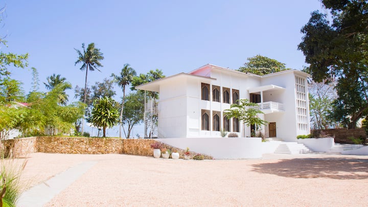 The Cliff Beach Apartment Free Airport Pick Up - Zanzíbar