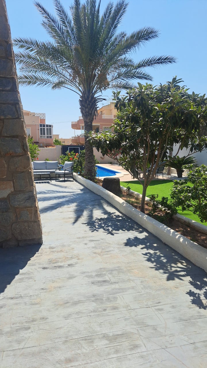 Casa Almansa Con Piscina - Playa Flamenca