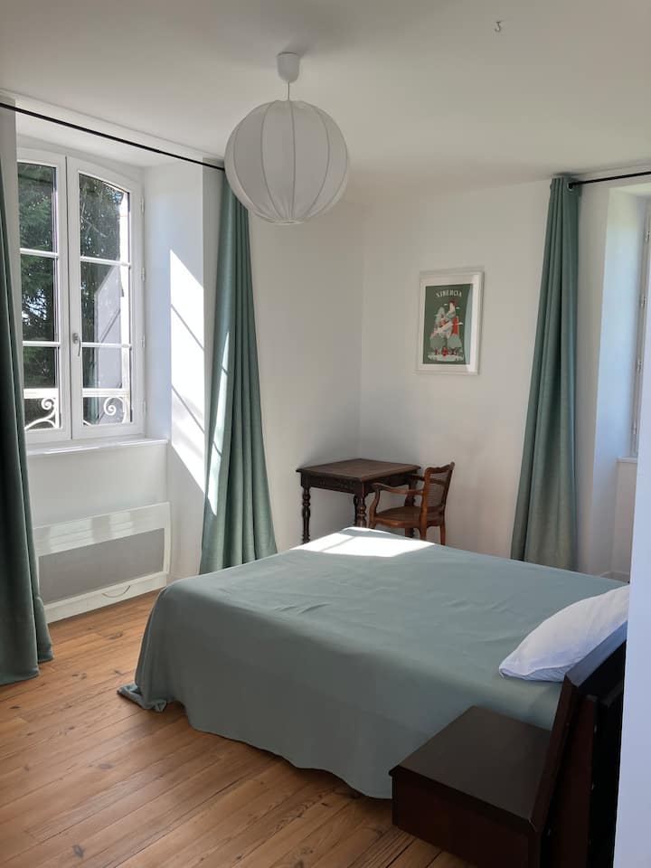 Chambre Ensoleillée - Mauléon-Licharre