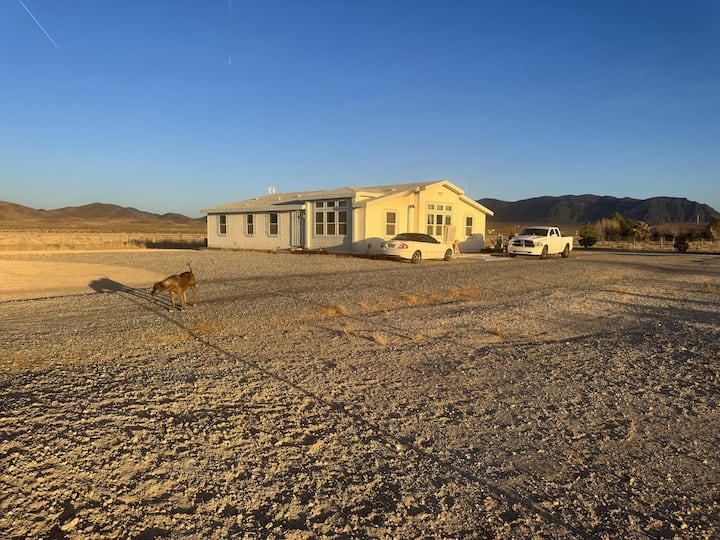Death Valley Bedroom - Pahrump, NV