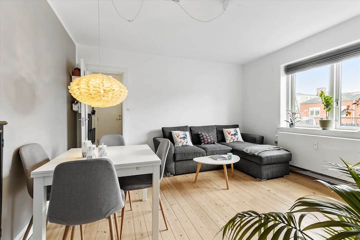 2-room City Apartment Great Location & Big Balcony - Copenhaguen