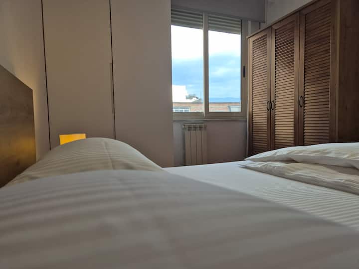 Mira’s Contemporary Flat - Tirana