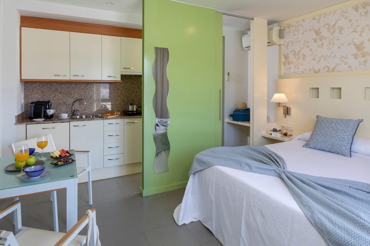 Standard Con Cocina Y Desayuno/ Hotel Cap Creus - Cadaqués