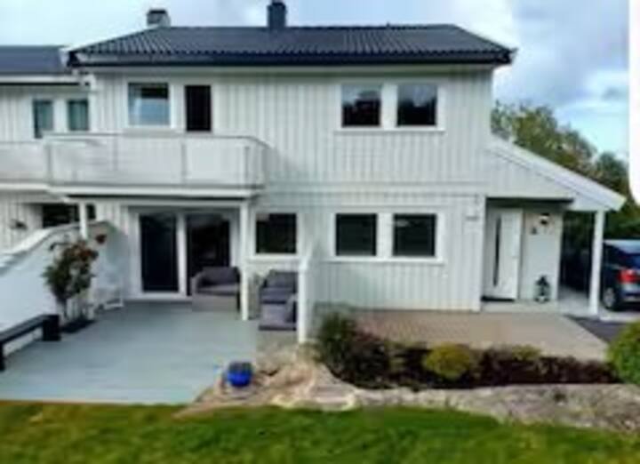 Familie Hus, 10min Unna Dyreparken Og Sentrum - Kristiansand