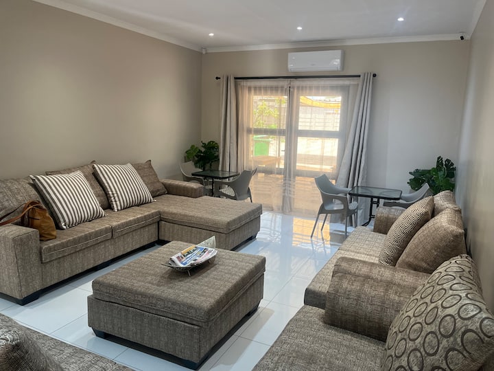 Magnolia House-double +Priv Bath - Windhoek