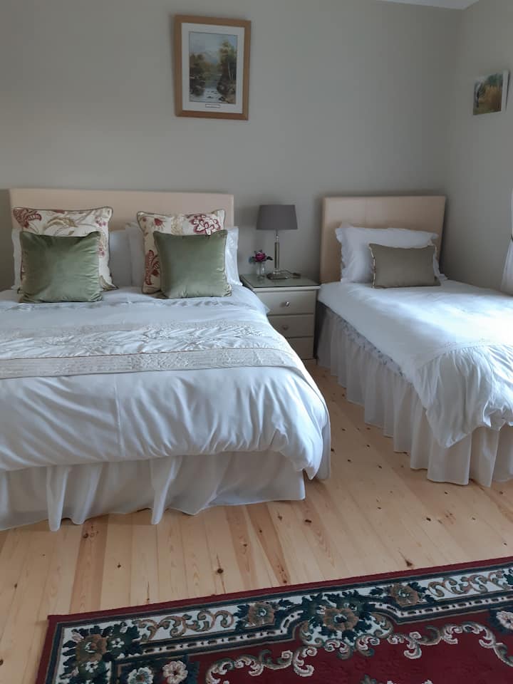 Sunvalley House Family Room - Dingle Peninsula