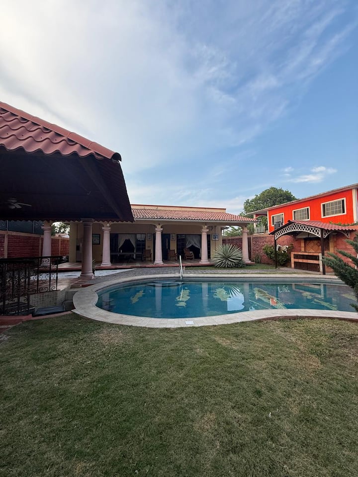 Casa Con Alberca A 5 Min Del Mar - Playa Chachalacas