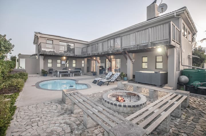 Sunset Villa In Yzerfontein - Yzerfontein