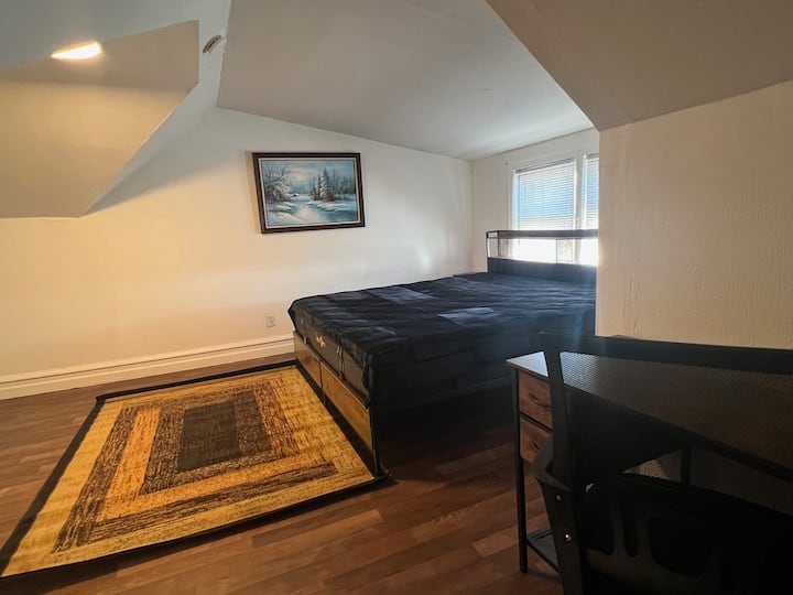 Little France - Unit 2 - 4/4 - Allentown, PA