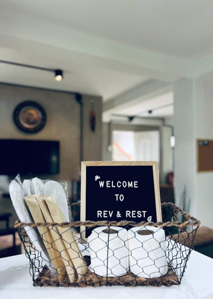 Rev&rest Motocave - Baguio