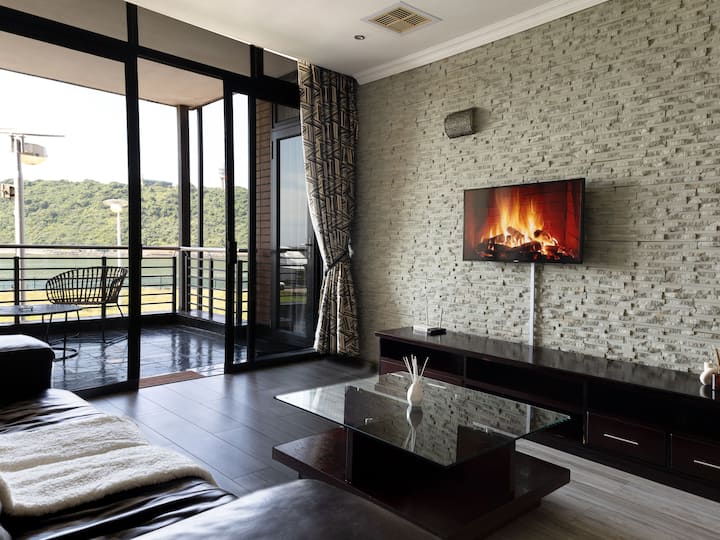 Pointwaterfront : Harbour Retreat - Durban