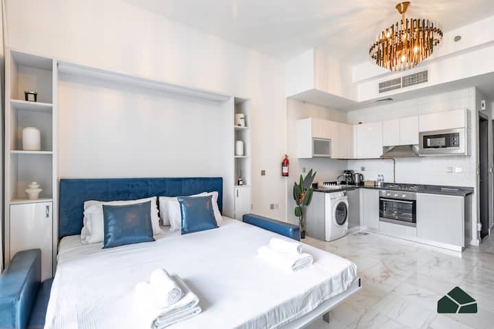 Cozy Studio | City Views | Bayz By Danube | Bms - Dubai
