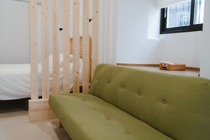 3. Las Descalzas - Carmona