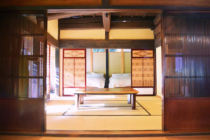 静岡に佇む約築200年の古民家。日本の伝統工芸が織りなす素敵な宿 - 藤枝市