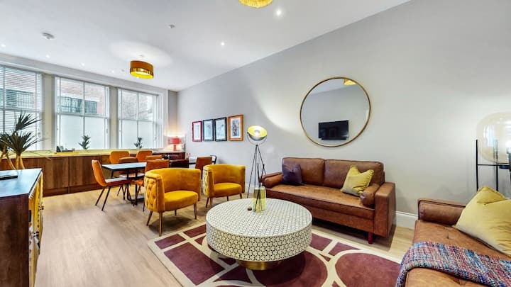 The Steamie - 5* Vibrant City Centre Apartment - Glasgow