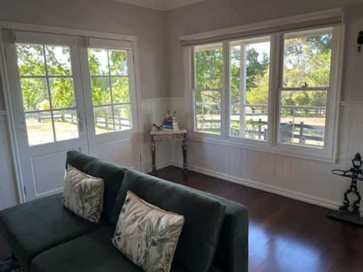 Vinelea Cottage - Macedon Ranges Shire