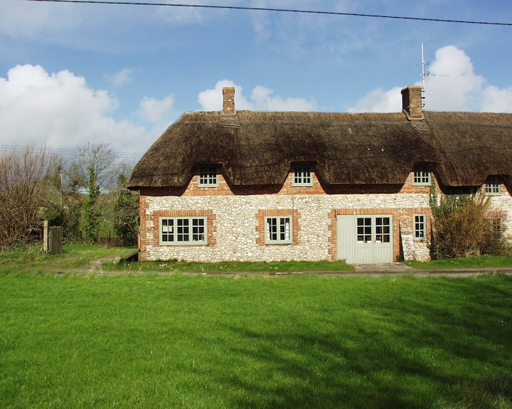 Attached Barn To Ex Farmhouse - Weymouth