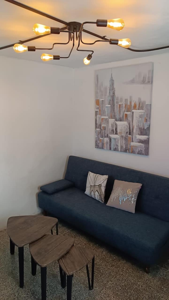 Casa Con Gran Ubicación. - Saltillo
