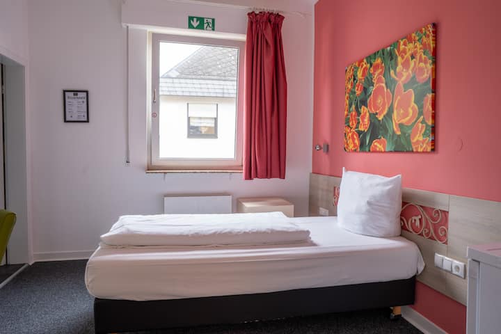 Weinregion Winningen - Single Room - Koblenz