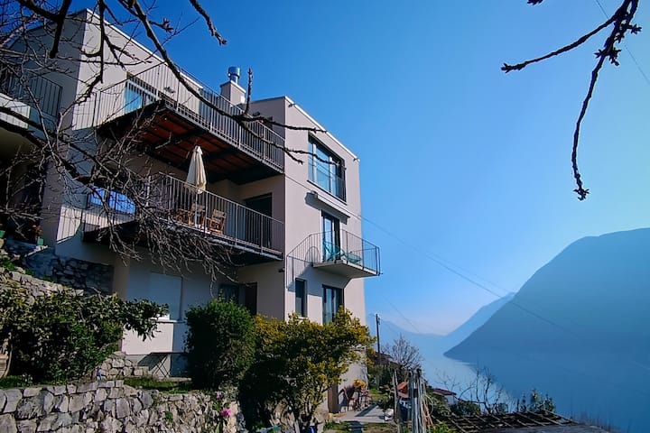 Lake View With Garden Terraces - Lugano