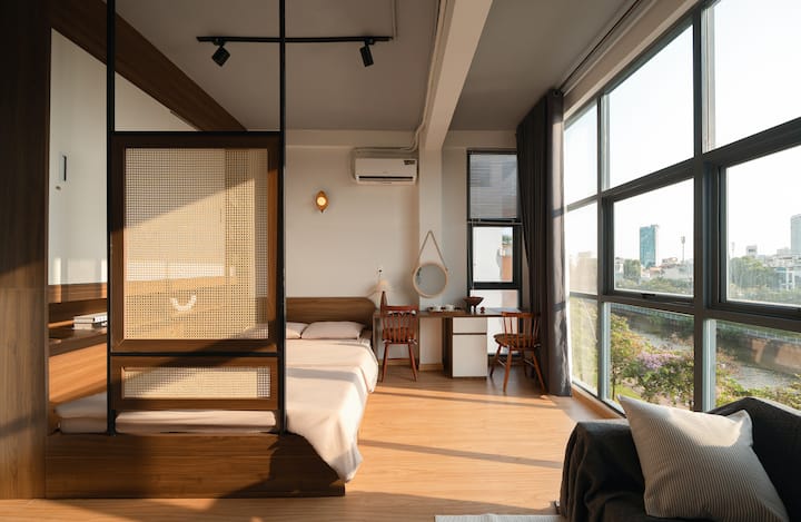 Sunny 1br • Canal View • Peaceful Stay • D1 - Vietnam