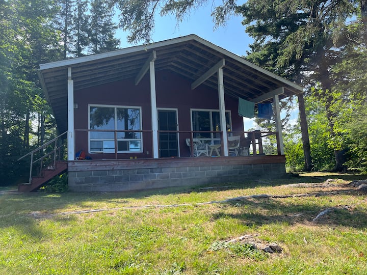 Relaxing Waterfront Retreat - Shediac