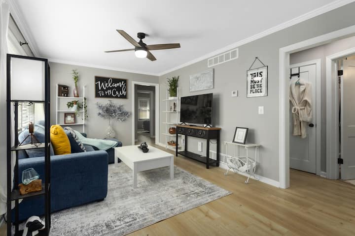 2bd 2ba Home, Fenced, Garage. - Kansas City, KS