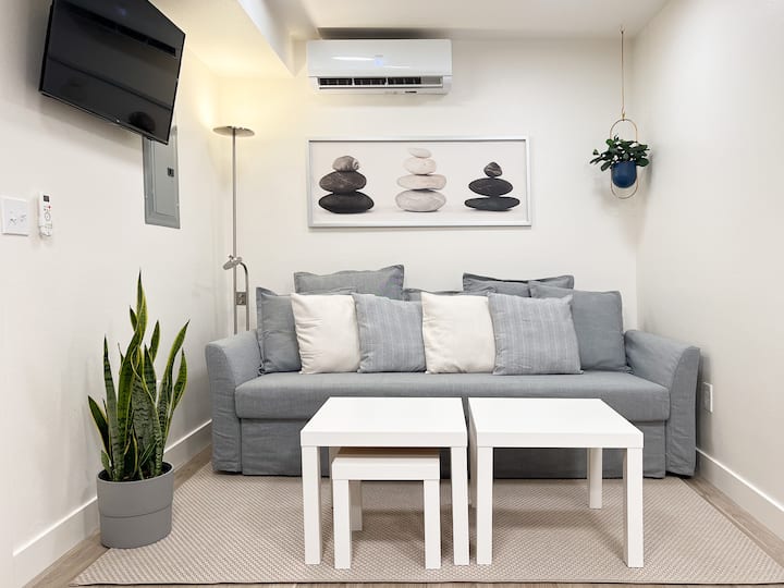 Pill Hill - Basement - Oakland, CA