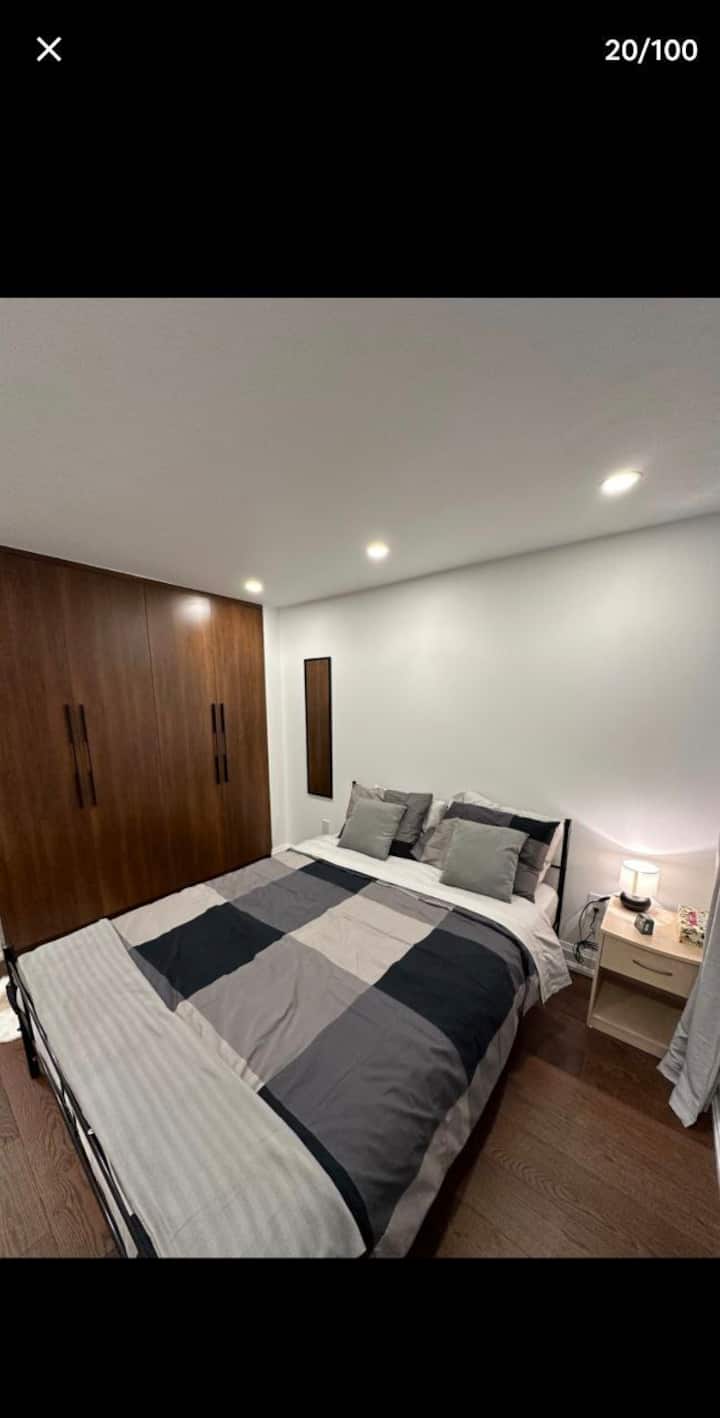 Master Bedroom In Renovated Home - Vaughan