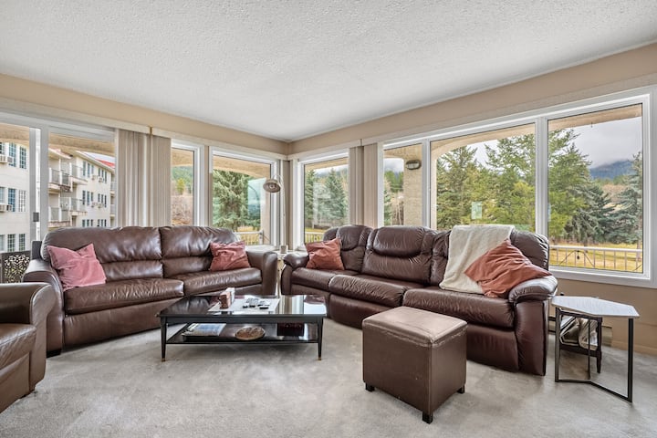 Riverside Retreat | Hot Springs | Golf | Ground Fl - Fairmont Hot Springs
