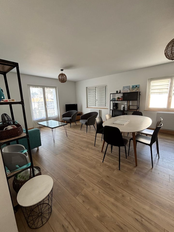 Appartement à 850m De La Page - Royan