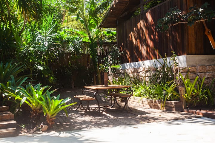 Morro Da Luz - Ypê Greenhouse - Niterói