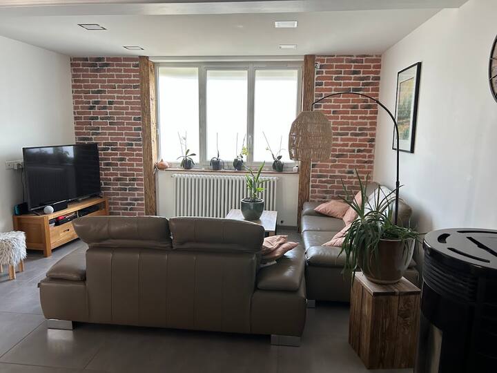 Maison Spacieuse 120m², Joli Jardin - Le Creusot