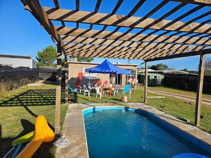 Alquiler De Casa 2 Dormitorios - La Floresta