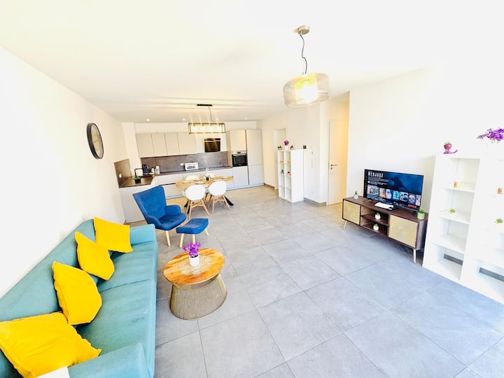 Sunny 2 Bedroom Flat With Terrace&secure Parking - Luxembourg City