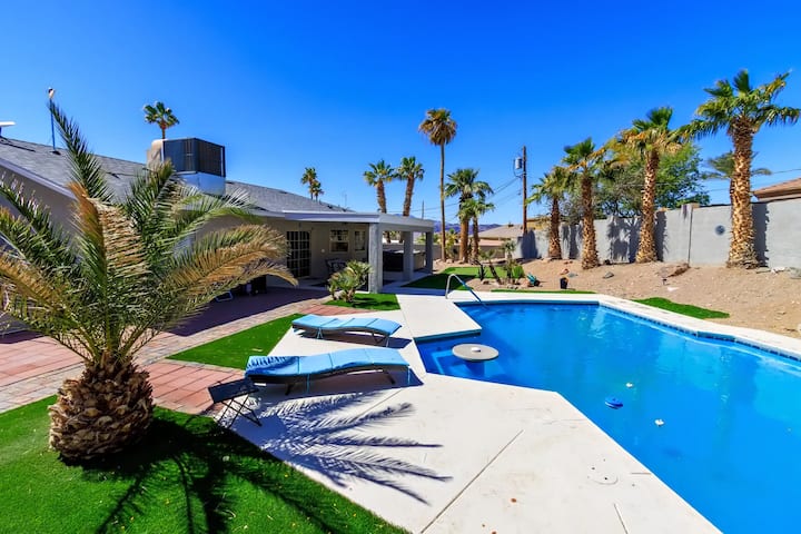 Luxury Oasis In Lake Havasu! - 哈瓦蘇湖城