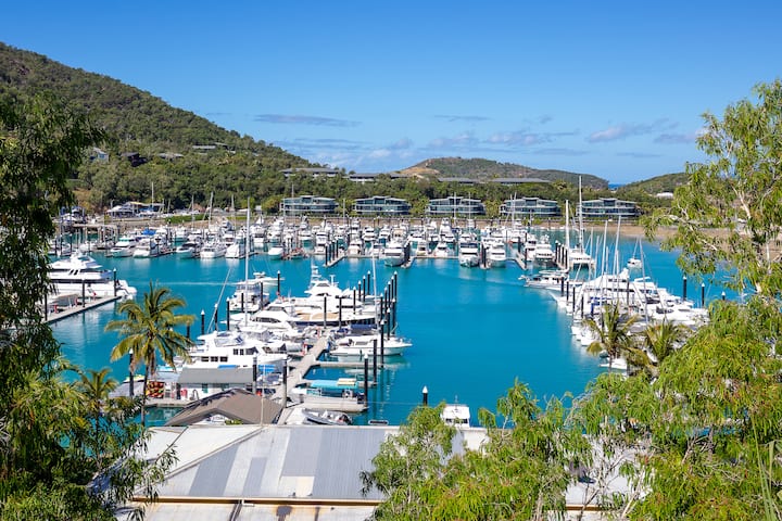 3 Bedr Marina Side Casuarinacove - Hamilton Island