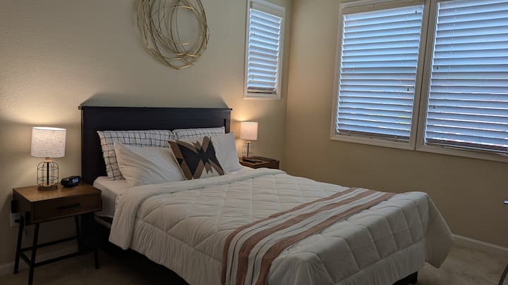 Cozy Private Room In Quiet Home - Pittsburg, CA