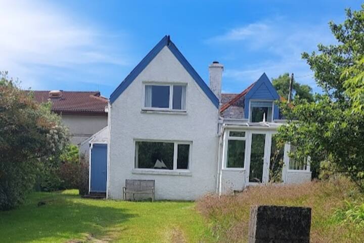 Detached Cottage, Large Garden - Isle of Mull