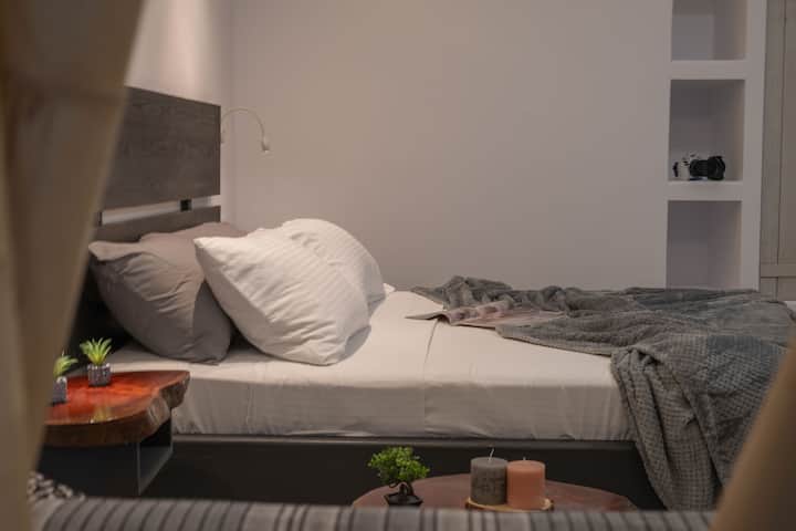 Premium Living - Naxos