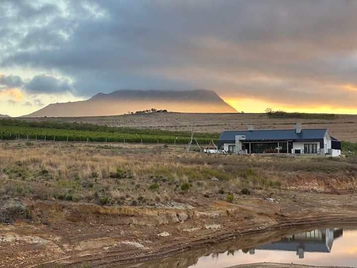 Hermanus - Secluded Property On Wine Farm - Bot River