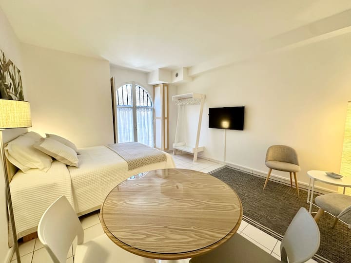 Studio Renové Coeur Carré D'or - Nice