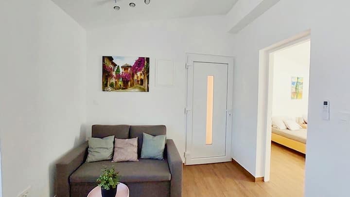 2 Bedroom Apartment In Tisno - Tisno