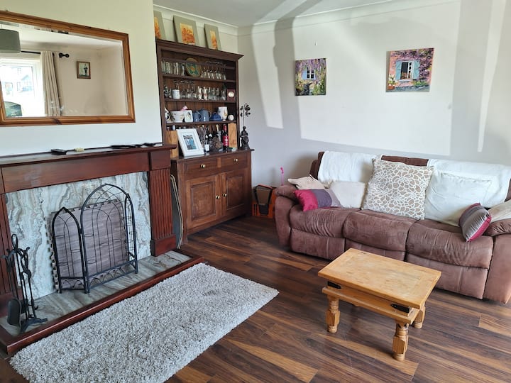 Galway City  Beautiful 4 Bedroom House - Galway