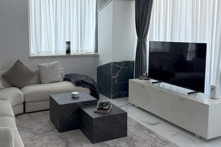 *New 2br Apartment Dubai Marina* - Dubai