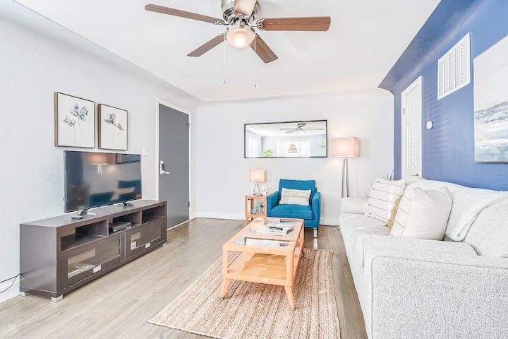 Prime Location, Modern Suite - Englewood, CO