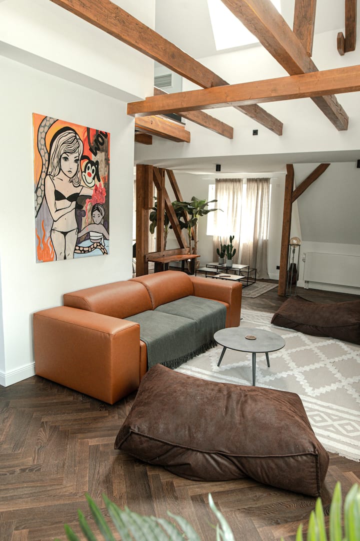 Luxuriöse Dachgeschoss Wohnung - Kleinmachnow