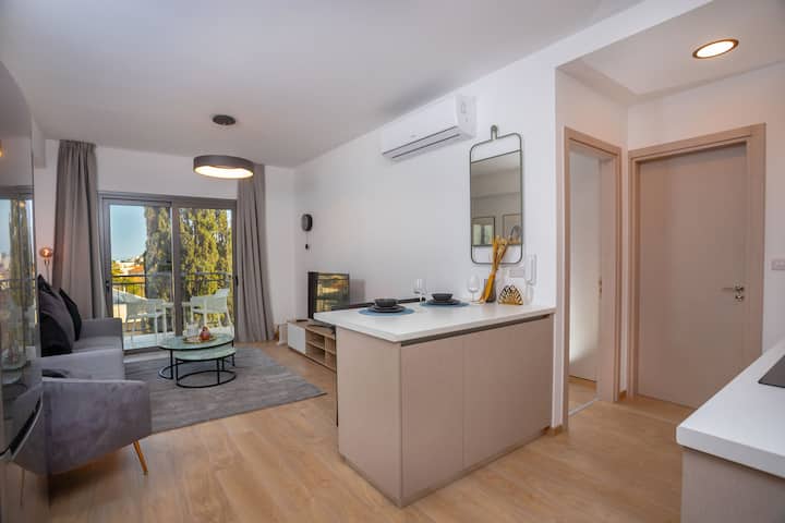 Crown Hall Suites - Limassol Historic Center (35) - Limassol